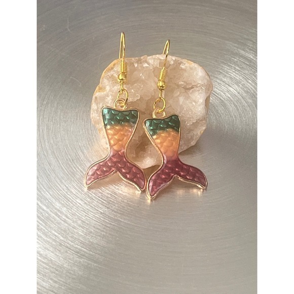 Jewelry | Purple Green 14k Gold Plated Mermaid Tail Ocean Scale Fish ...